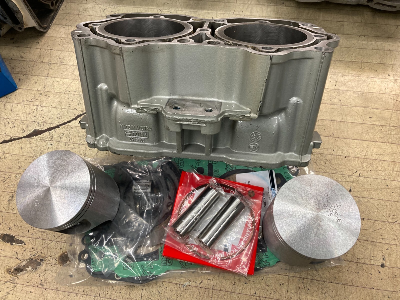 Sea-Doo 947/951 Engine Top End Kit w/Cylinder & Pistons, Save $150 w ...