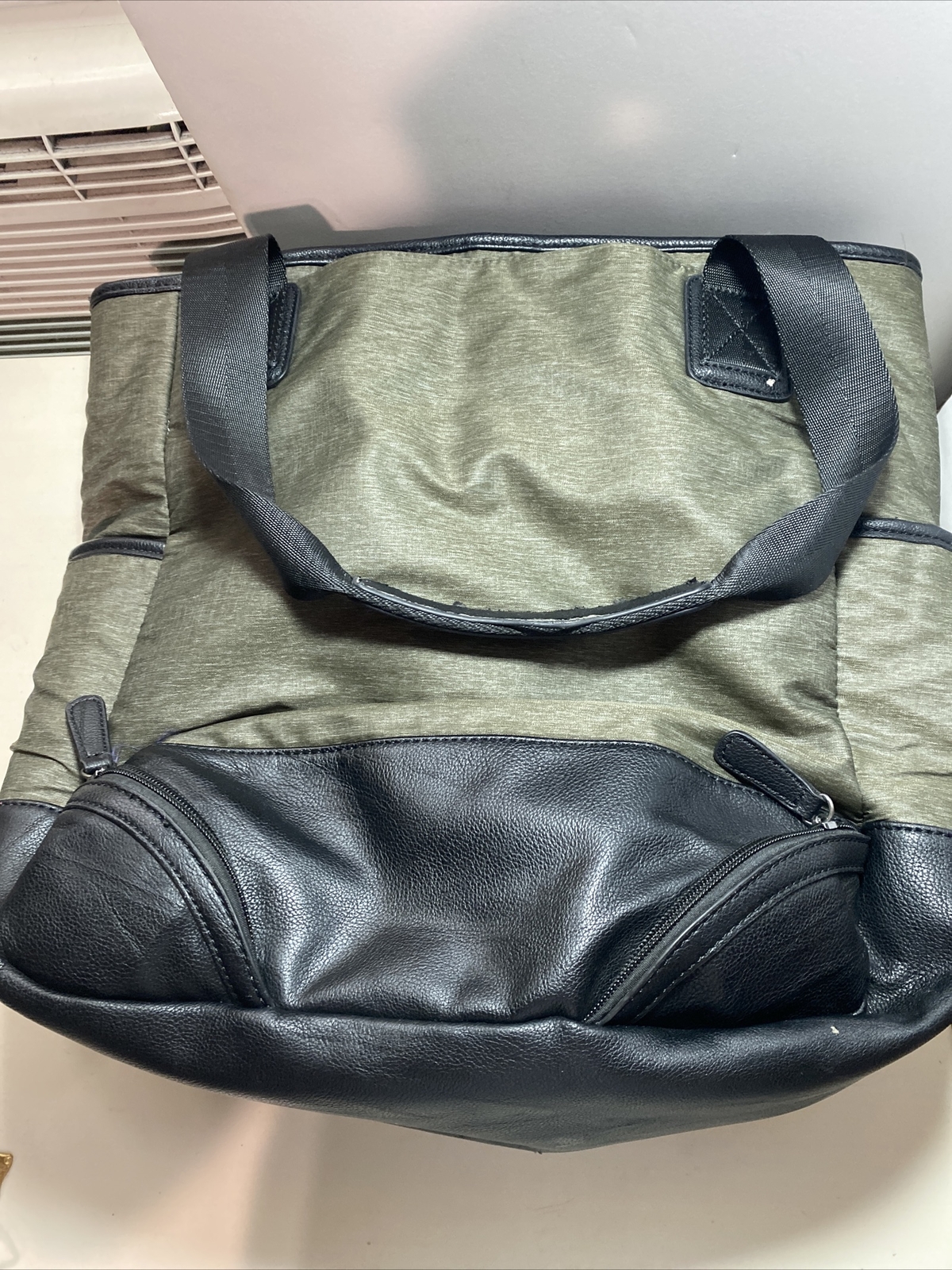 Lole Lily Bag Convertible Tote Backpack in Green Bla… - Gem