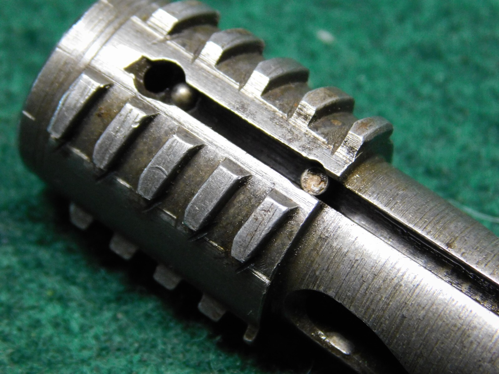 Remington 742 Bolt Assembly Long & Short Action Standard Original #2 | eBay