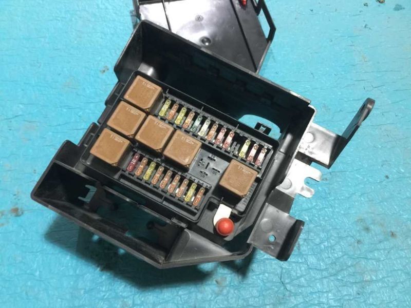00 01 02 Jaguar XK8 4.0L Rear Trunk Fuse Control Box AS SHOWN | eBay