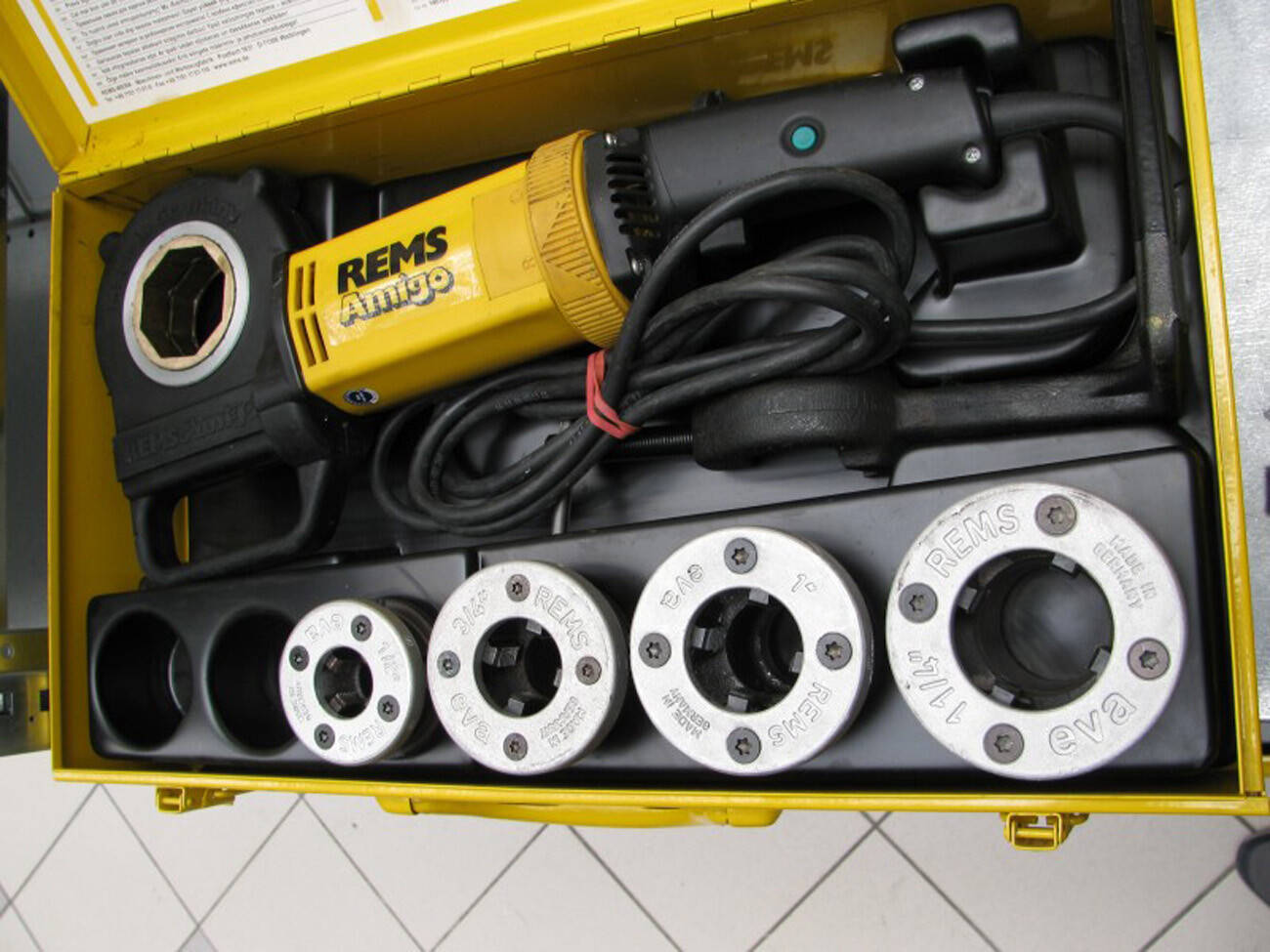 REMS Gewindeschneidmaschine Amigo Nr. 530020 Set R 1/2- 3/4-1-1 1/4 ...