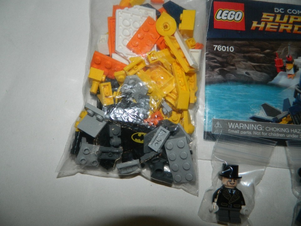 LEGO Batman 76010 THE PENGUIN FACE OFF All Minifigs* Booklets 100% ...