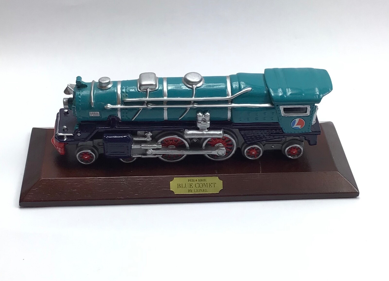 Lionel Classic Train Collection AVON 1991 / Blue Comet Steam Engine ...