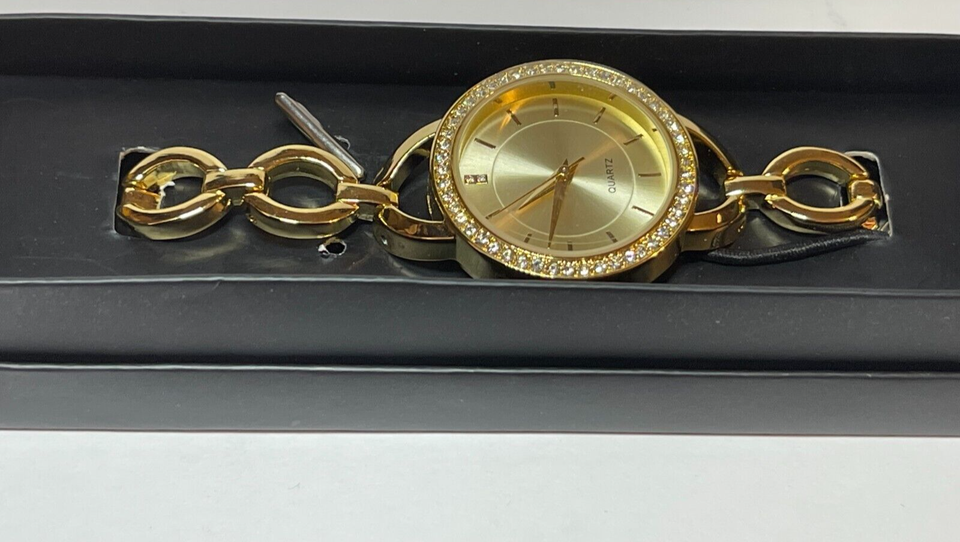 VINTAGE AVON QUARTZ WATCH SR626SW | eBay