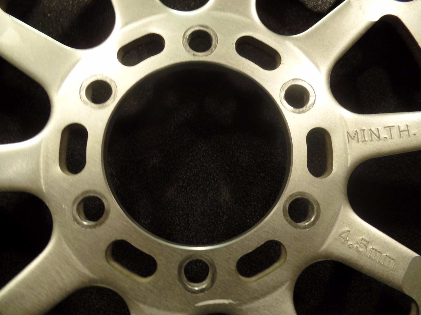 HARLEY-DAVIDSON FRONT WHEEL DISC ROTOR MIN.T.H. 4.5MM | eBay