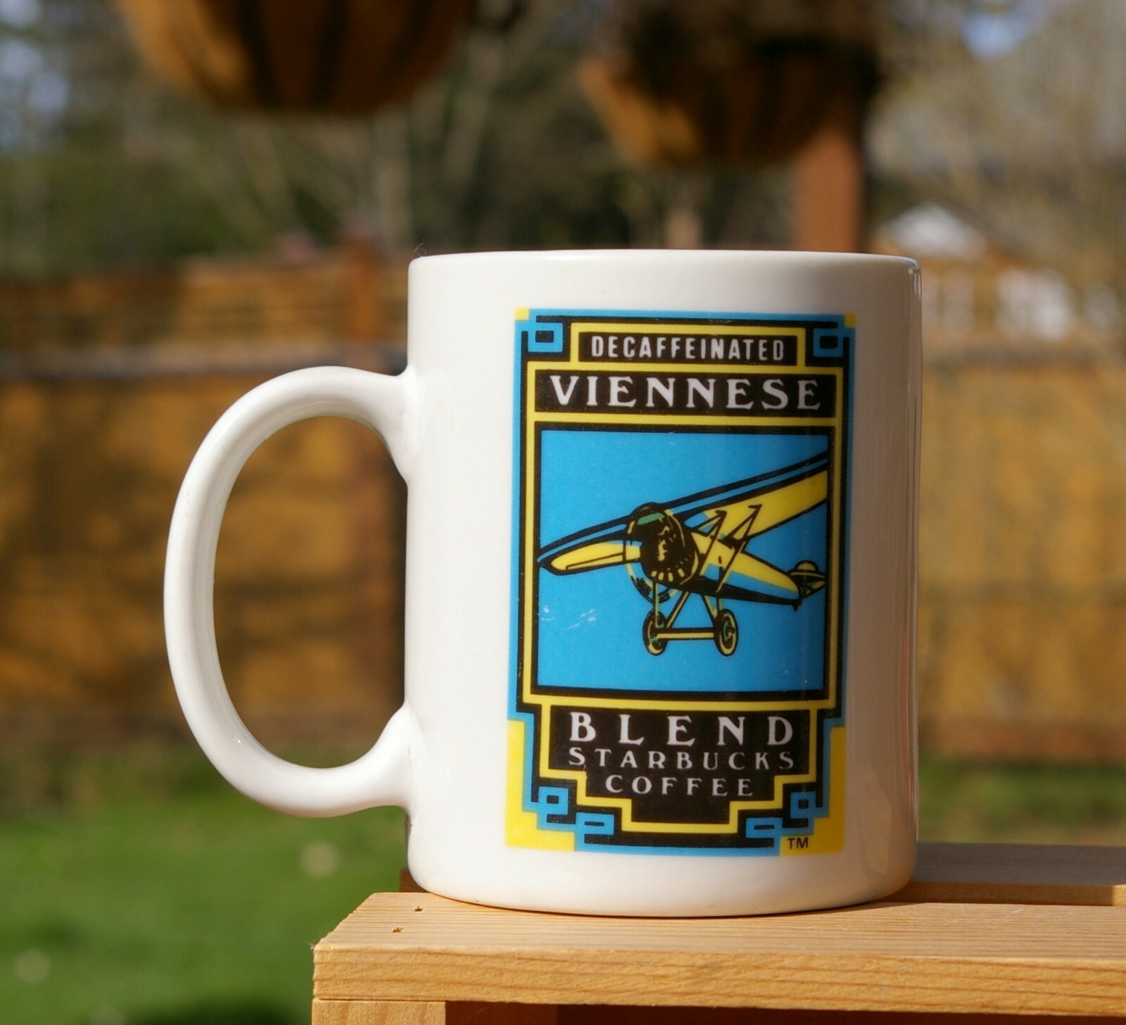 Starbucks Coffee Company Decaffeinated Viennese Blend Airplane Logo 3 7 ...