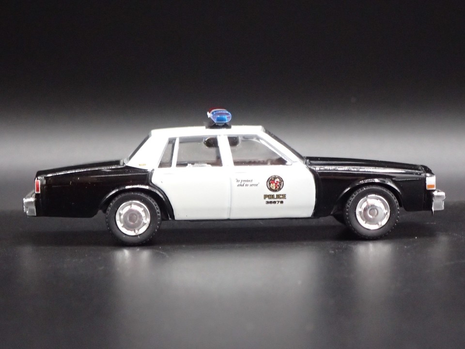 1987 87 CHEVY CHEVROLET CAPRICE LAPD, CA 1/64 SCALE DIORAMA DIECAST ...