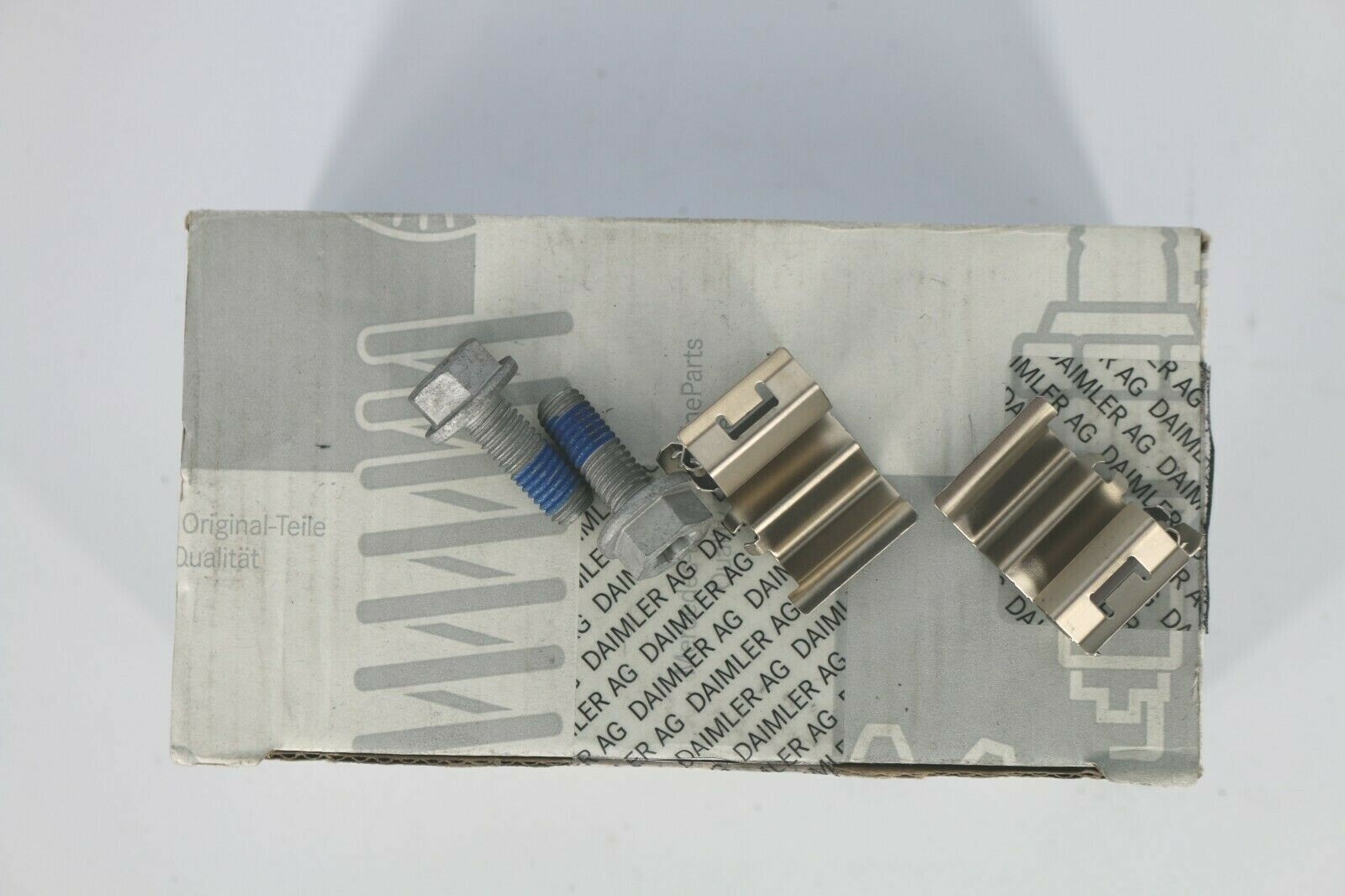 Mercedes-Benz Genuine Brake Pad Set A0084200220 | eBay