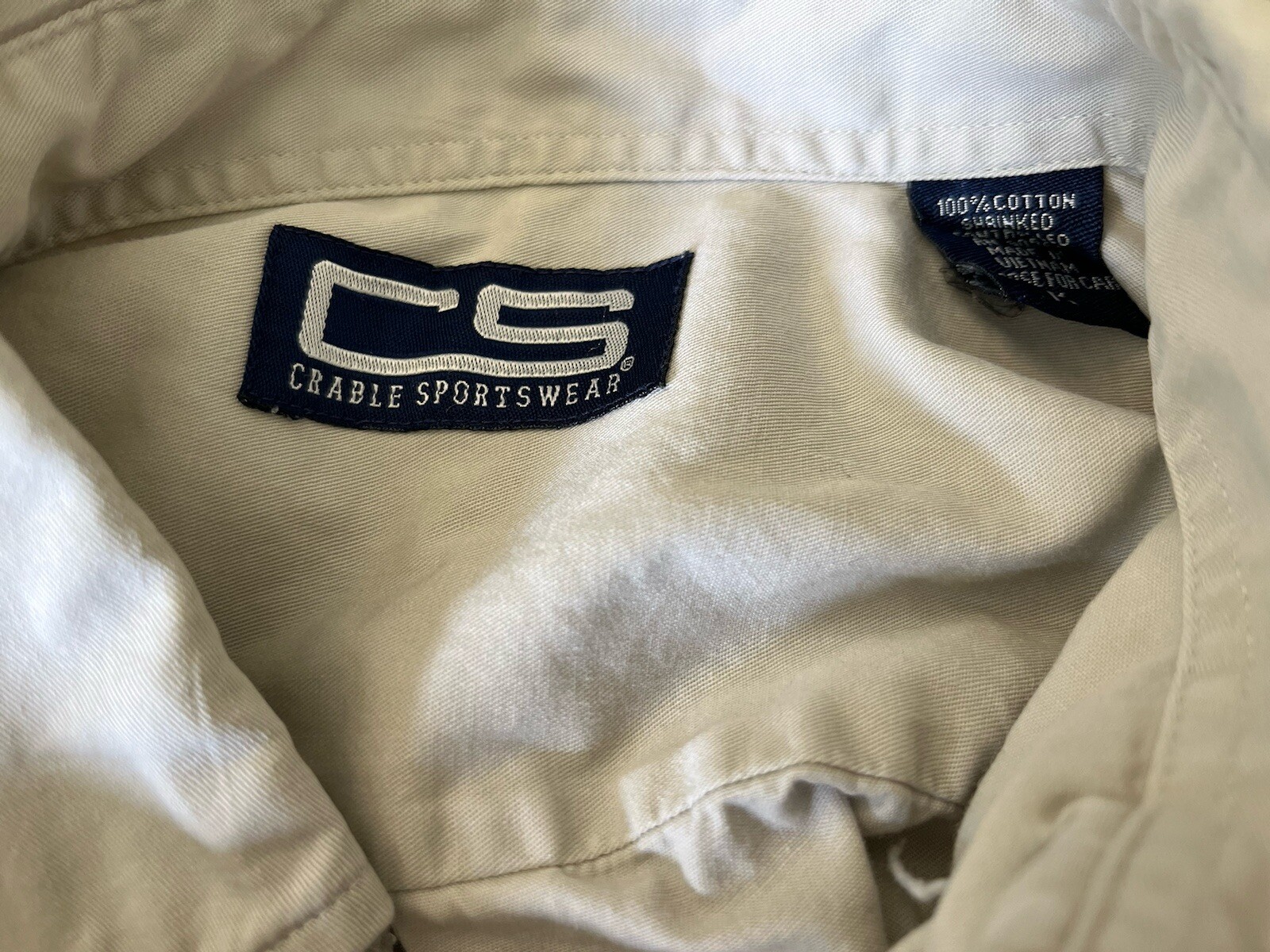 Mens Medium Notre Dame Logo Button Down Shirt Khaki Pocket Crable ...