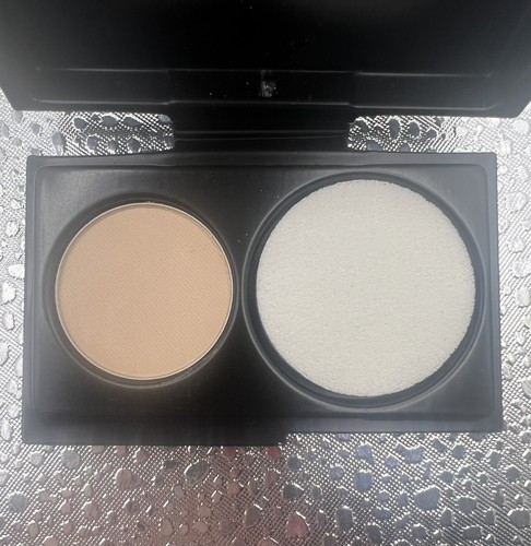 MAC Studio Fix Powder Plus Foundation Refill NC20 0.05 oz./1.5 g Sample ...