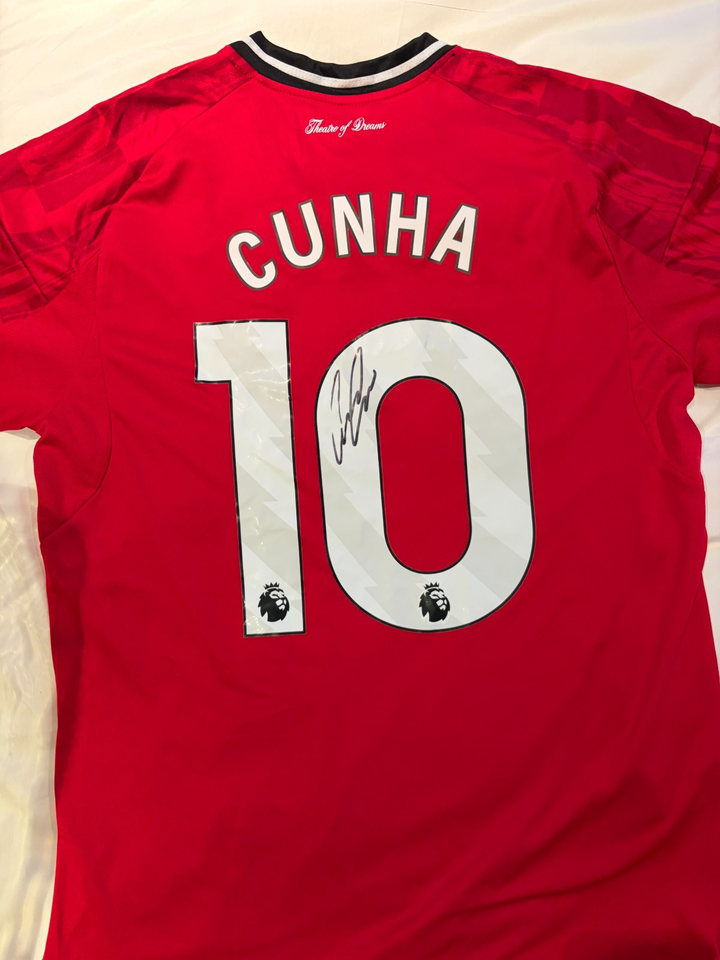 Matheus Cunha Hand Signed Manchester United Shirt #10 + PROOF + PSA ...