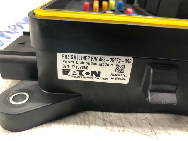 Freightliner Eaton Power Distribution Module Fuse Panel A66-05172-001 ...