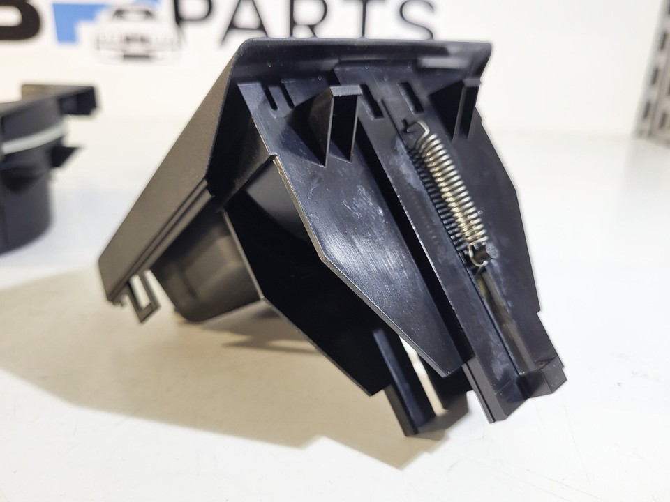 BMW E46 Cup holder + Oddments tray with coinbox 51168217953 ...