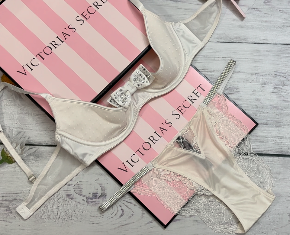 Victoria's Secret Quarter 3/4 Semi Cup Rhinestone Bow Bra Cheeky Set ...