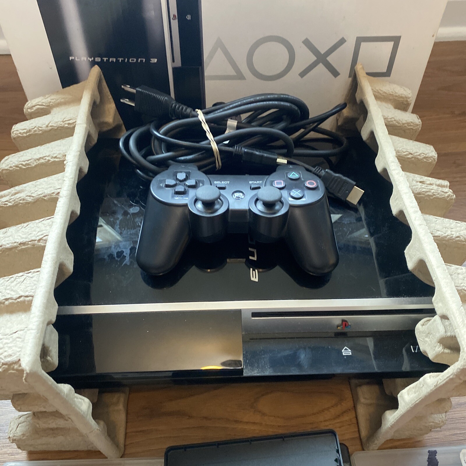 Sony Playstation 3 PS3 CECHL01 80GB Console Tested In Box 3 Games Cords ...