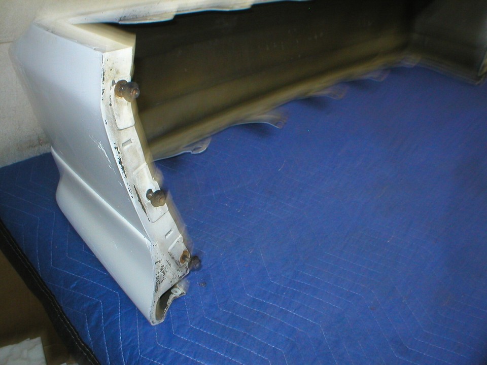 1991-1992 Camaro Z-28 RS IROC REAR BUMPER COVER OUTER SKIN GM ORIGINAL ...