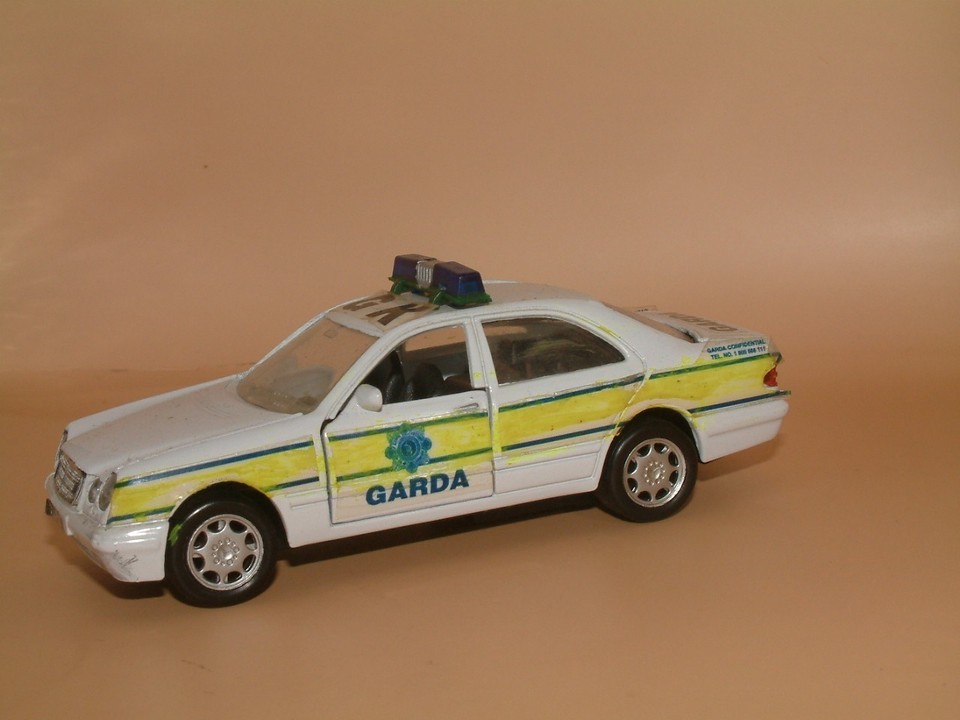 CORGI 1:36 ROVER SD1 POLICE & WELLY 1:43 POLICE CARS # TO CLEAR# | eBay UK