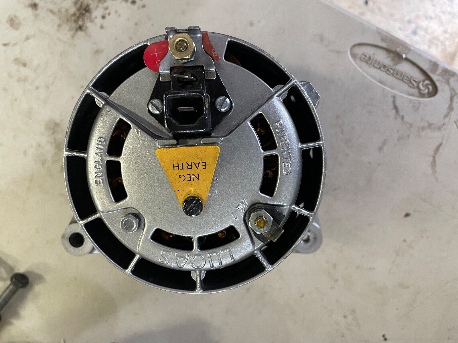 ROLLS ROYCE SILVER SHADOW ORIGINAL LUCAS OEM ALTERNATOR FITS 1966 TO ...