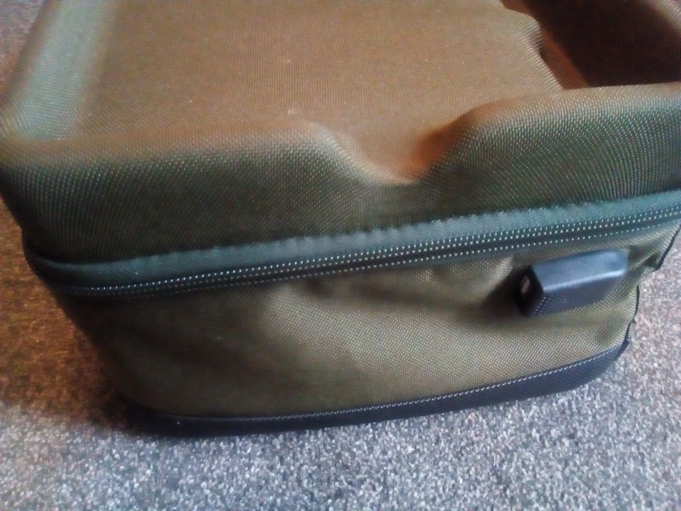 SABER CAPSULE ACCESSORIES BAG TECH CASE CARP SET UP FISHING | eBay UK