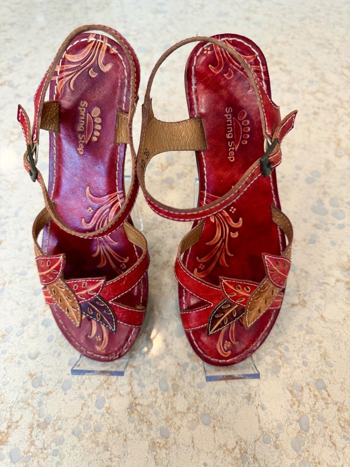 Women's Spring Step Sz 39, 8.5-9, Red Sandal: Marigold Leather Leaf ...