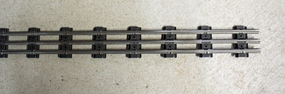 14 Pieces - 40" K-Line - O Gauge 3-Rail Track (Black Tie) | eBay
