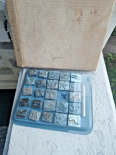 Vintage CRAFTOOL 8200 Series Western Lot Of Leather Working Stamps | eBay