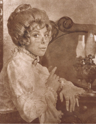 R HENDRICKSON Vintage Original Photo GOLDEN RULE COUNTRY WOMAN Hush Now ...