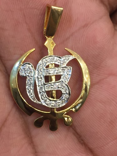 Pave 0.40 Cts Round Brilliant Cut Diamonds Khanda Ek Onkar Pendant In ...