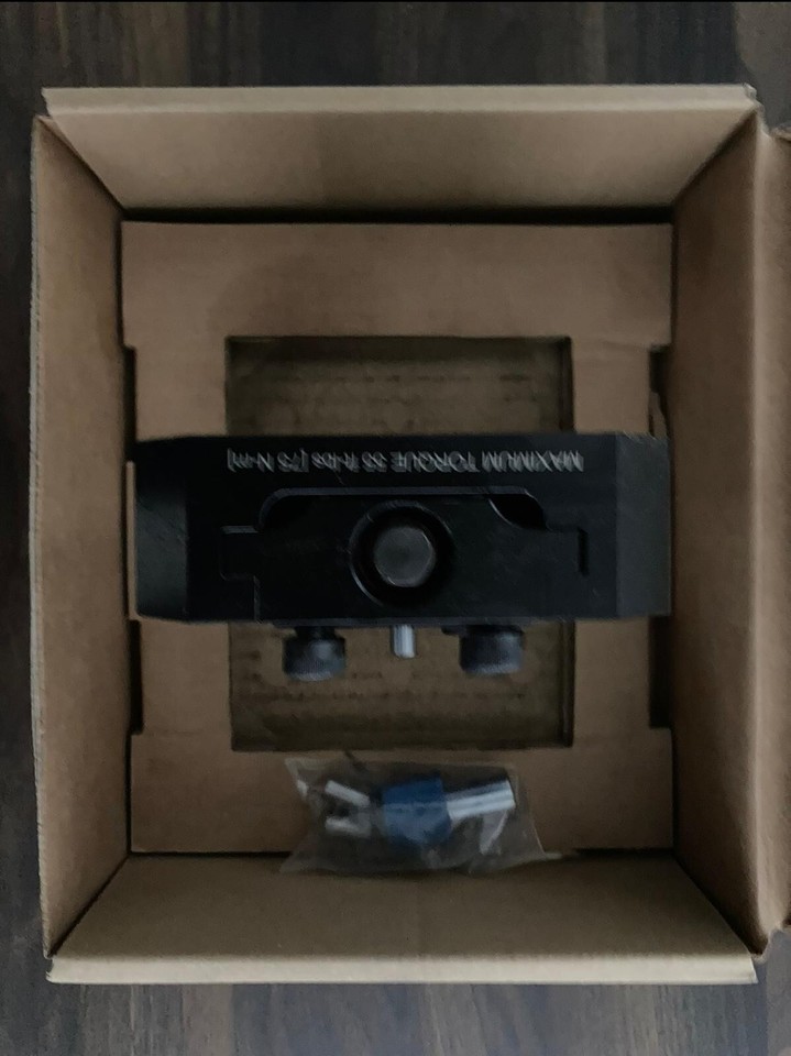 5th Axis Self-Centering Vise (Metric) V562X-NJ **NO JAWS** | eBay