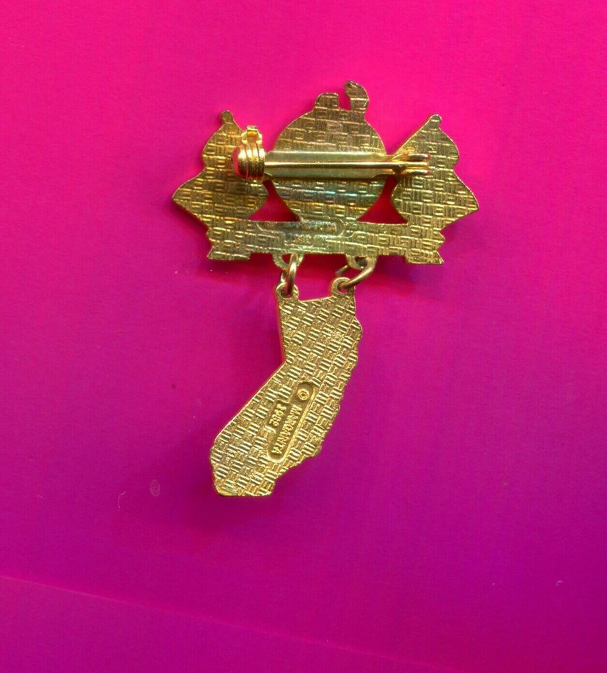 1984 OLYMPIC PIN TORCH RUNNER DANGLER PIN ONE OF THE RAREST OF LA ...