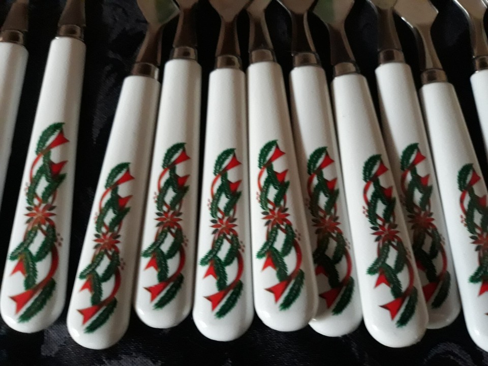 60 Poinsettia & Ribbons by Fine China Silverware Flatware Christmas ...