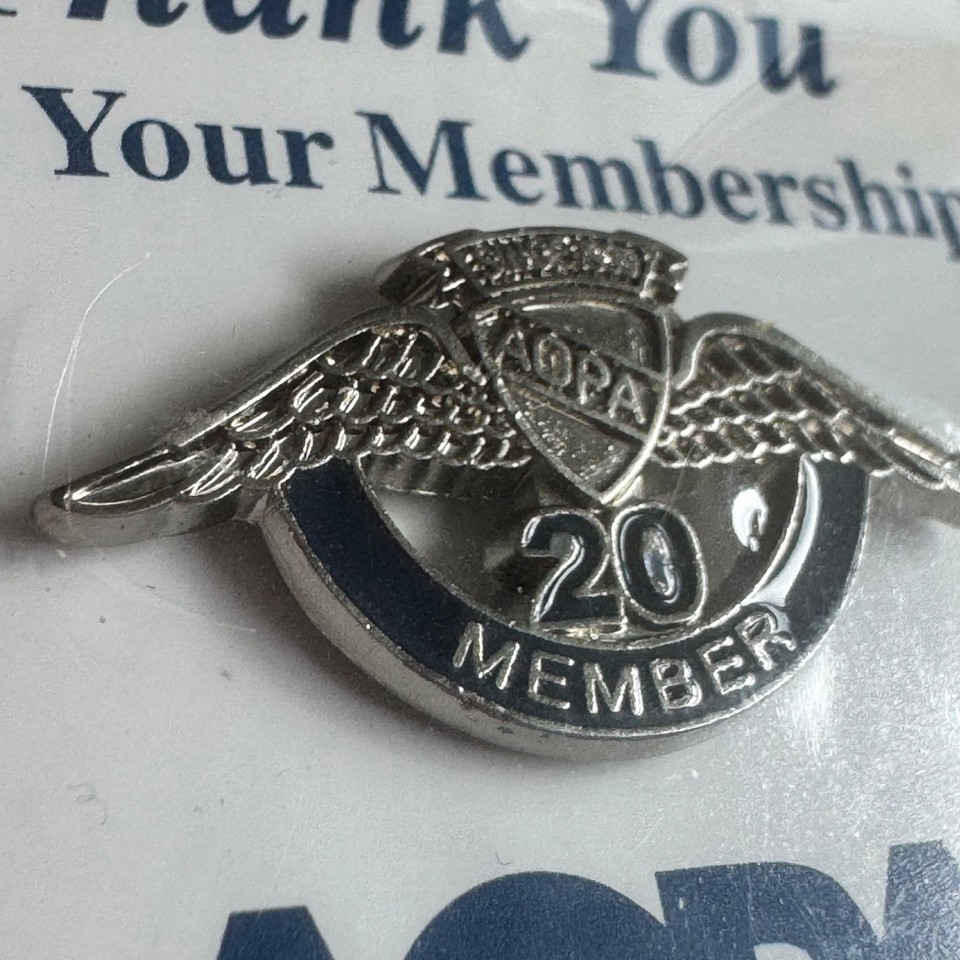 Vtg AOPA 20 Year Member Wings Lapel Pin Aircraft Owners Pilots Assoc ...