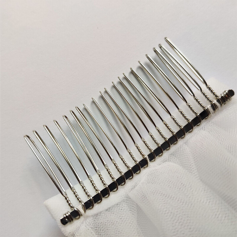 Two Layer Lace Short Bridal Veil With Comb ElbowLength Wedding Veil ...