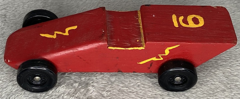 Pinewood Derby Car #9 Red With Yellow Lightning Bolt | eBay
