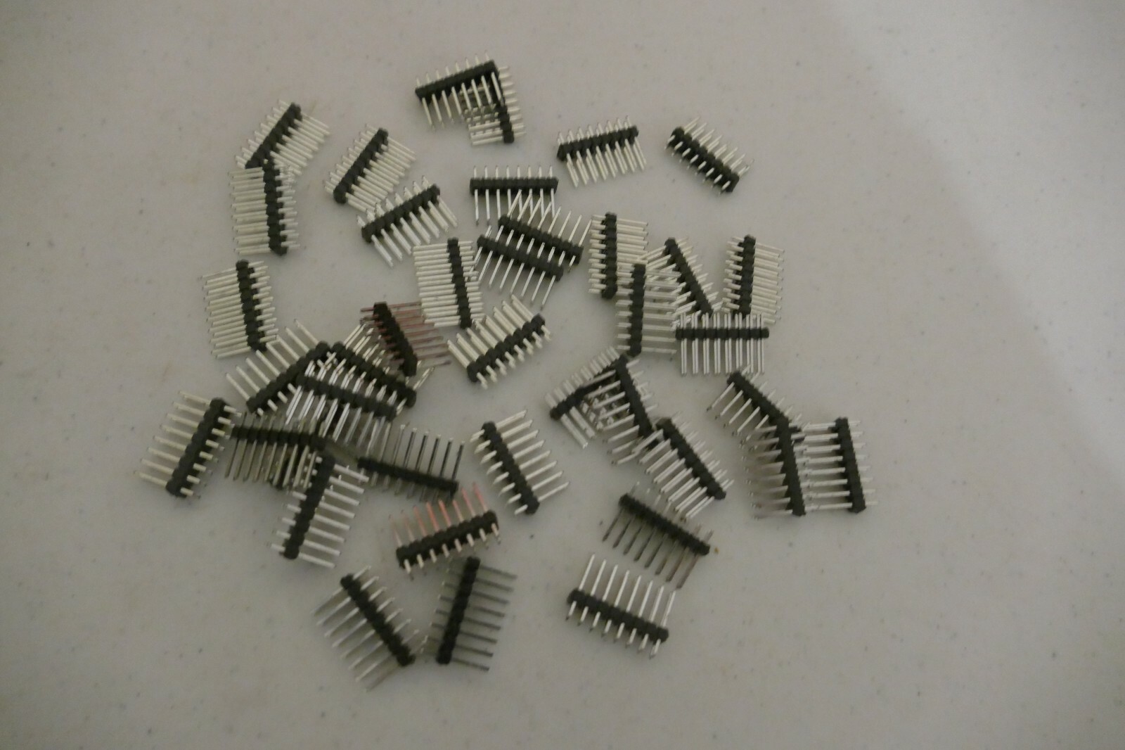 LOT 40 Dual Row Header Male 2x8 Dual Row (16 pins total) Tin-Plated 0.1 ...