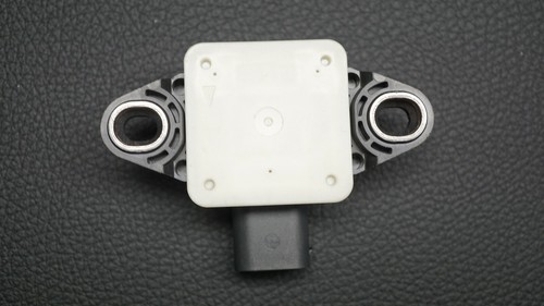 OEM MERCEDES BENZ E63 AMG W212 YAW RATE SENSOR / A0009059101 ...