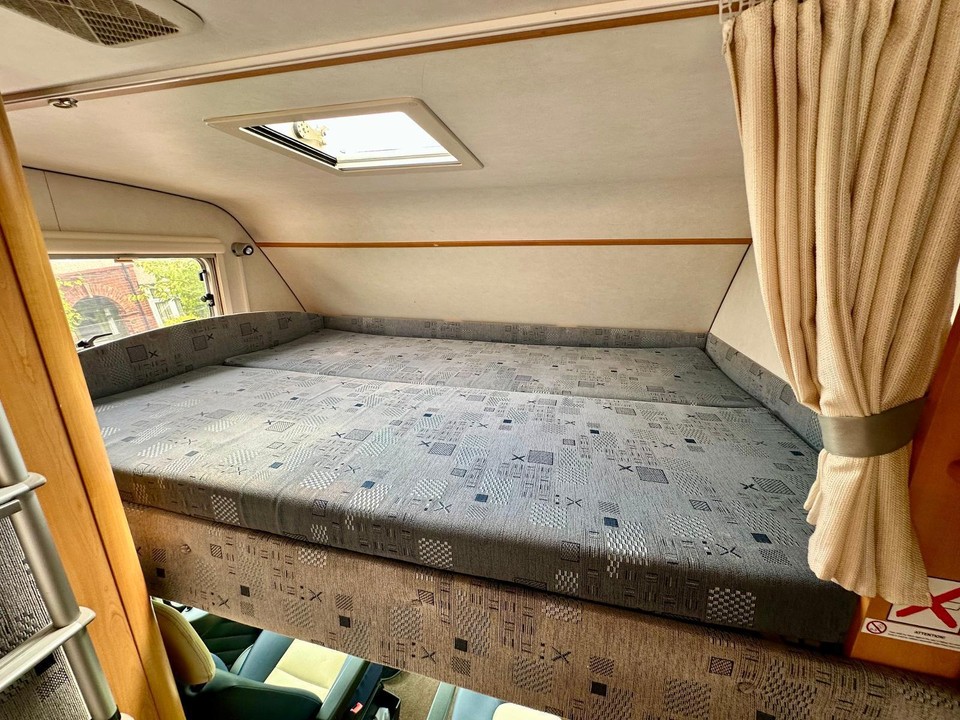 Geist Spirit 560 4 Berth Rear Lounge Motorhome For Sale | eBay UK