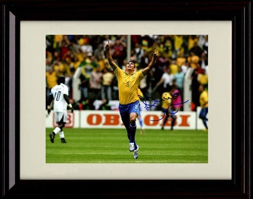 8x10 Framed Lucio Autograph Replica Print - Pointing Up | eBay