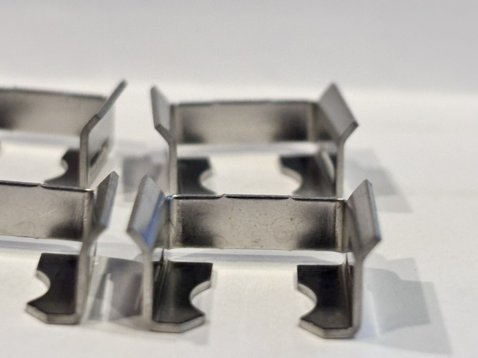 fuel injector to fuel rails safety retaining clips Universal Stainless ...