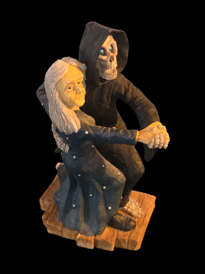 CLARECRAFT DISCWORLD DEATH AND MISS FLITWORTH FIGURE DW138 TERRY ...