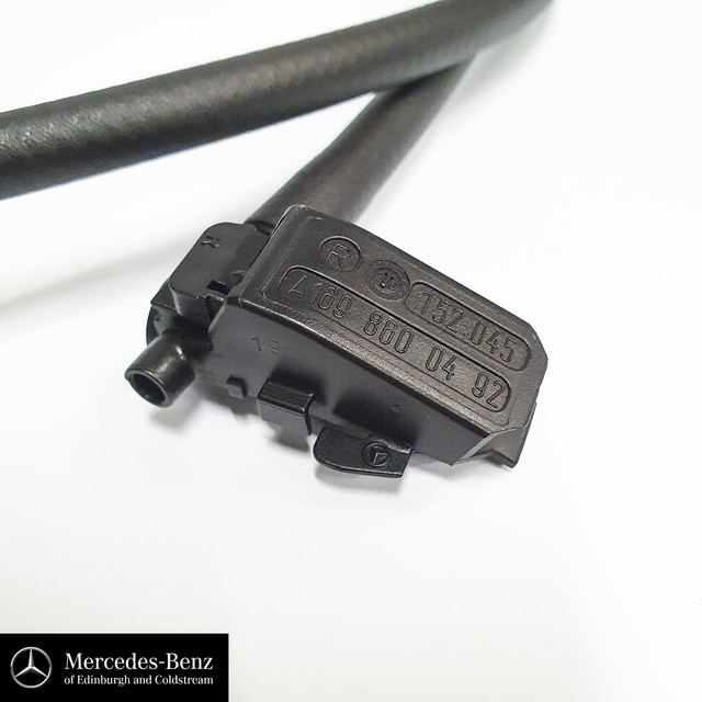 Genuine Mercedes-Benz a Class W169 Front Washer Jets Hose A1698600492 ...