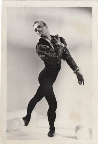 John Gilpin Ballet Dancer Studio Portrait Costume 1960s VTG Press Photo ...