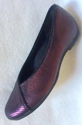 New Munro Purple Leather Ballet Flats Black Eyelet Trim sz 5 W | eBay