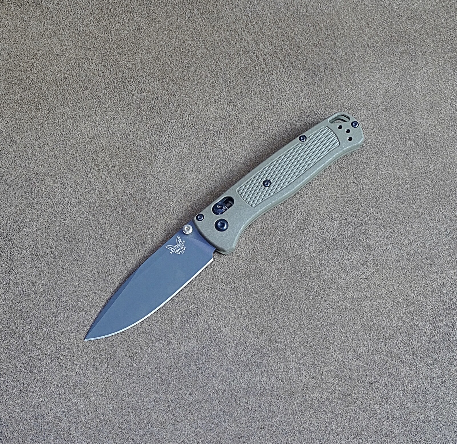 Benchmade Bugout 535GRY-1 AXIS Lock Knife Ranger Green S30V Blade - New ...