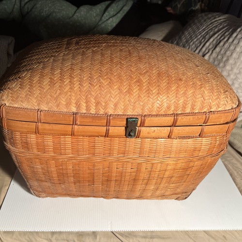 Vintage Asian Oriental Chinoiserie Herringbone Weave Rattan Bamboo ...