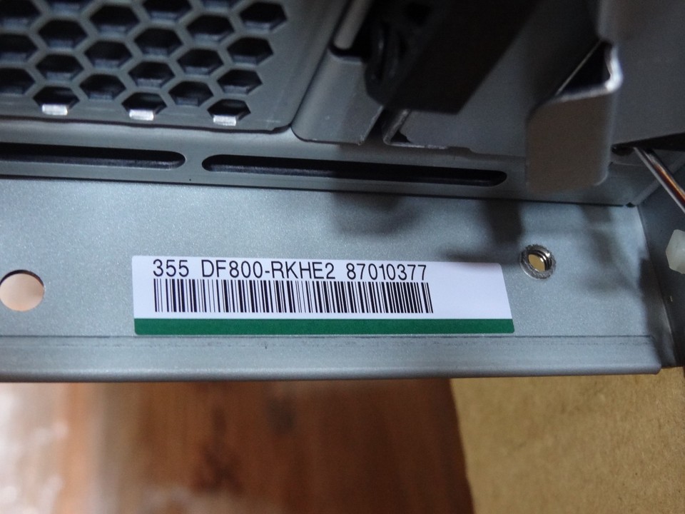 Hitachi DF800-RKHE2 AMS 2500 Base Unit W/ 2 Controllers 0 Ports Qu # ...