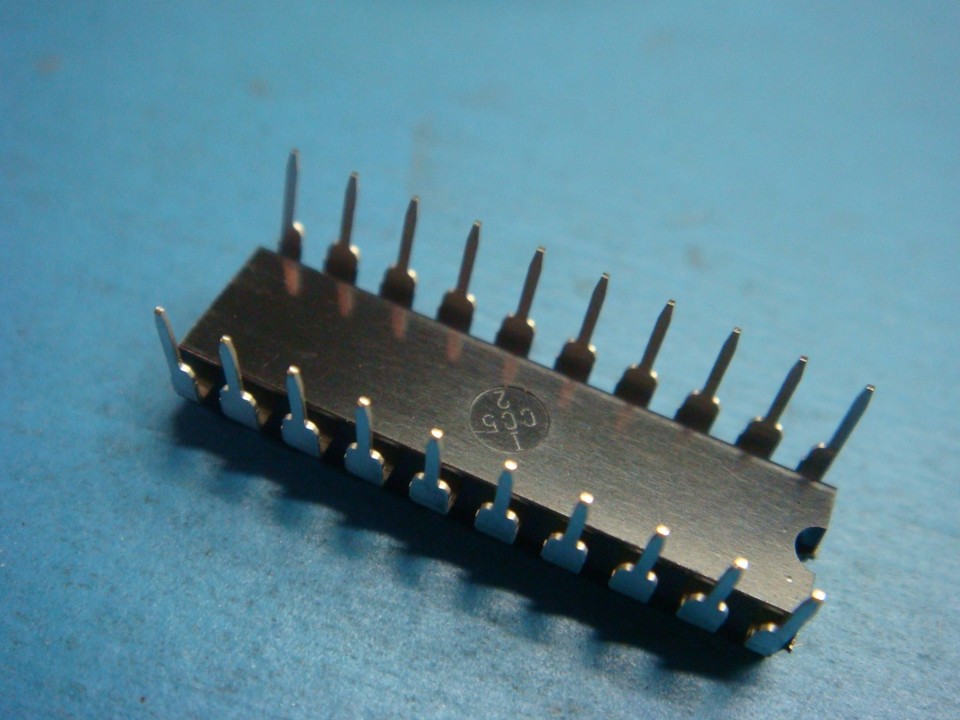 (5) TOSHIBA TC74HC244AP OCTAL CMOS BUS BUFFER TRI-STATE SILICON GATE 20 ...