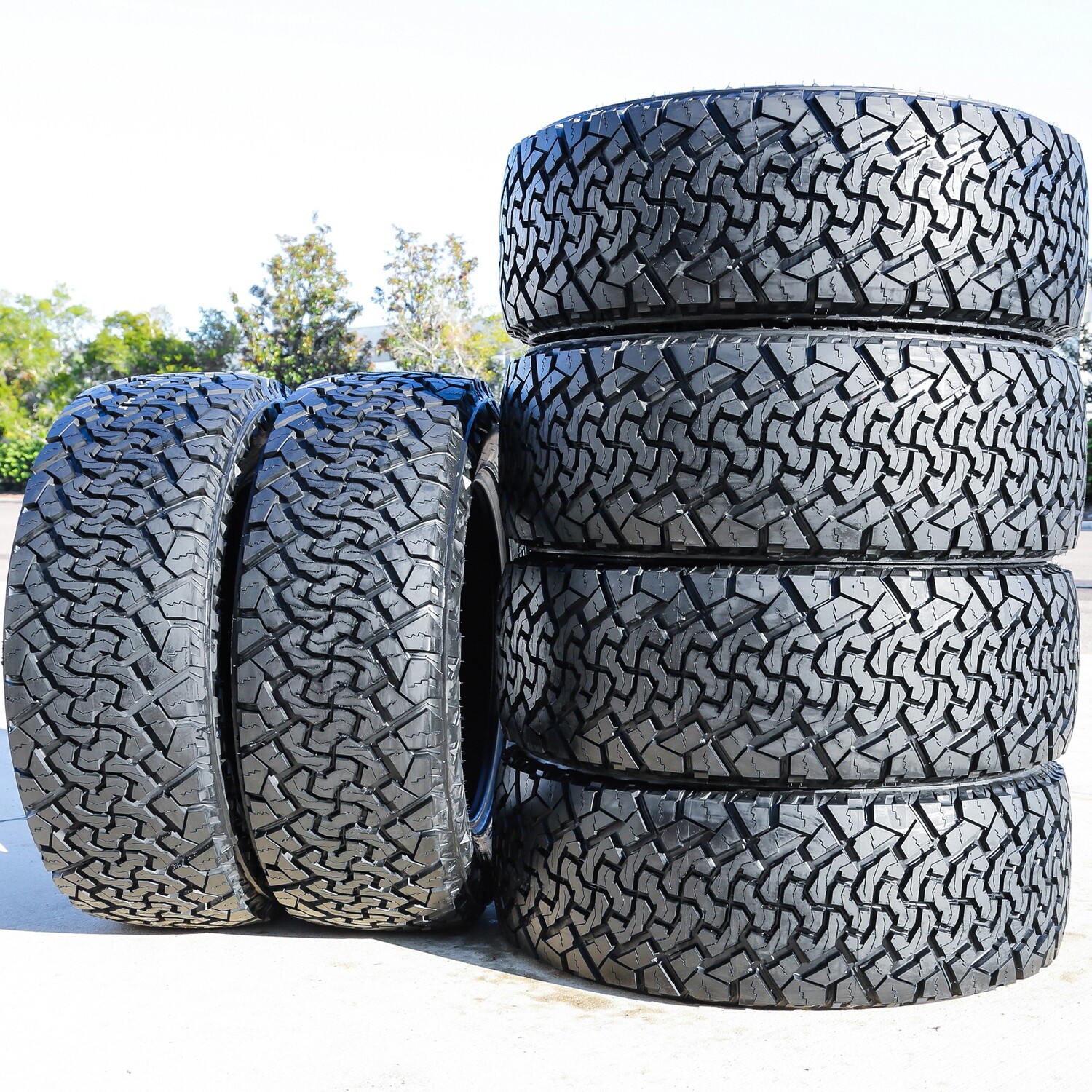 6 Tires 37X13.50R22 Venom Power Terra Hunter X/T XT Extreme Terrain E ...