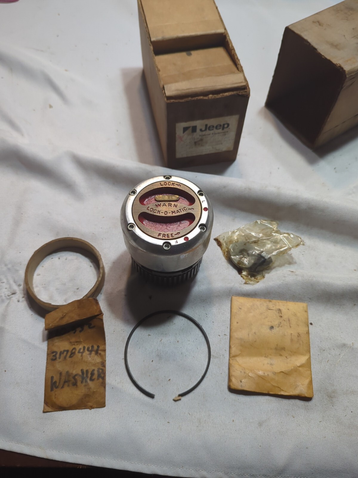 NOS Warn M75E Lock-O-Matic Hubs Warn 9790 Warn 20990 / One Hub Only | eBay