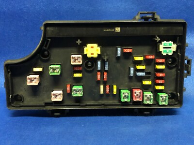 06-09 CHRYSLER PT CRUISER TIPM FUSEBOX FUSE BOX CONTROL MODULE BCM ...